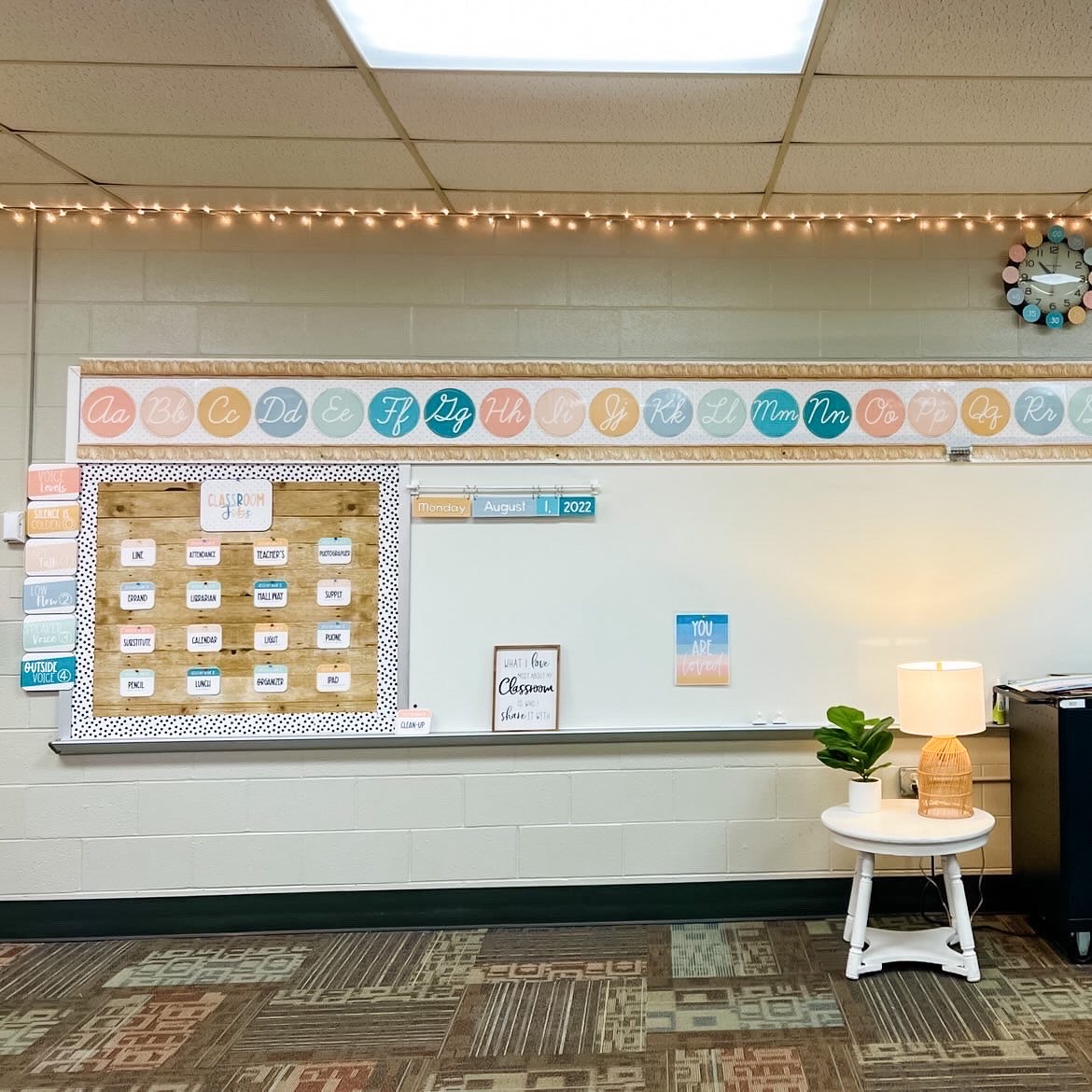 Modern Calm Classroom Decor Inspiration - Shayna Vohs
