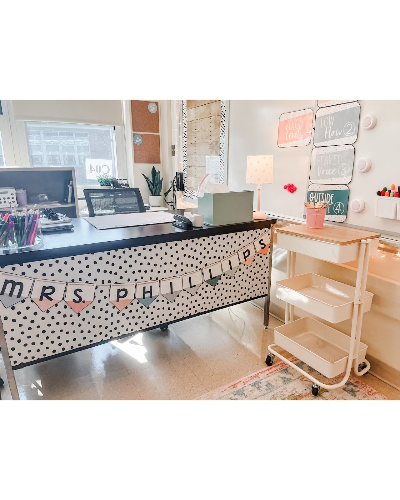 Create a Personalized and Stylish Teacher Desk Area - 7 Stunning Ideas ...